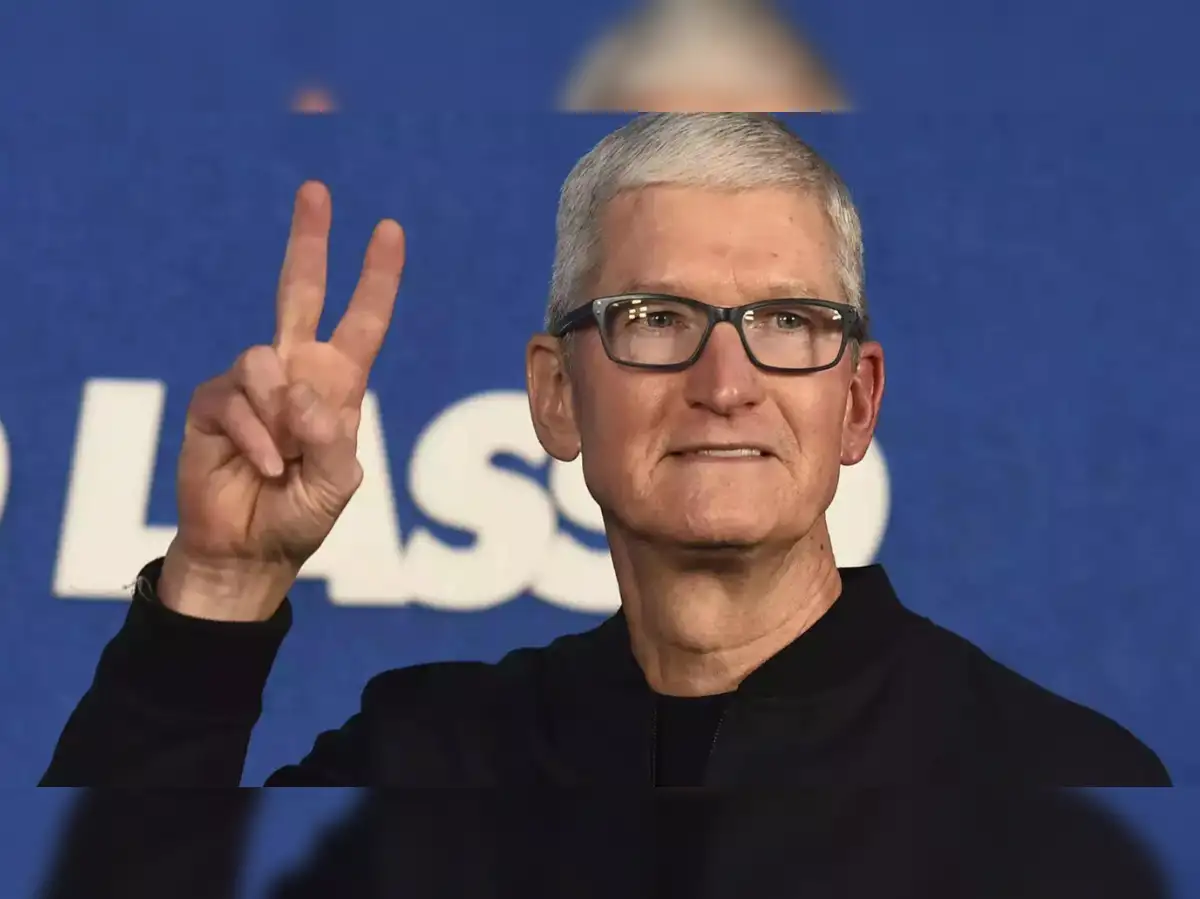 tim cook apple china: Apple enjoys 'symbiotic' relationship with China ...