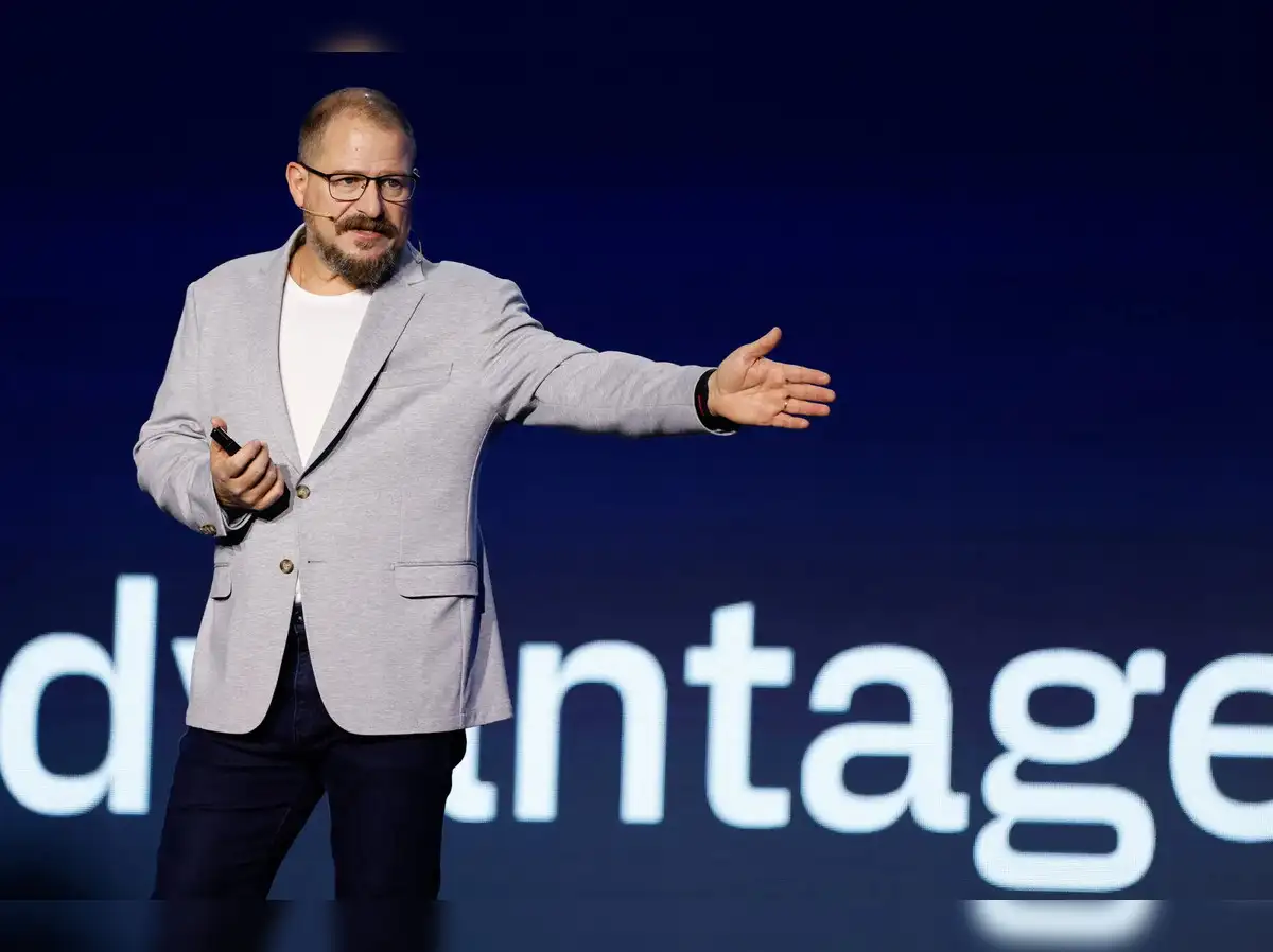 AI agents to become centre of digital life: Qualcomm CEO - The Economic ...