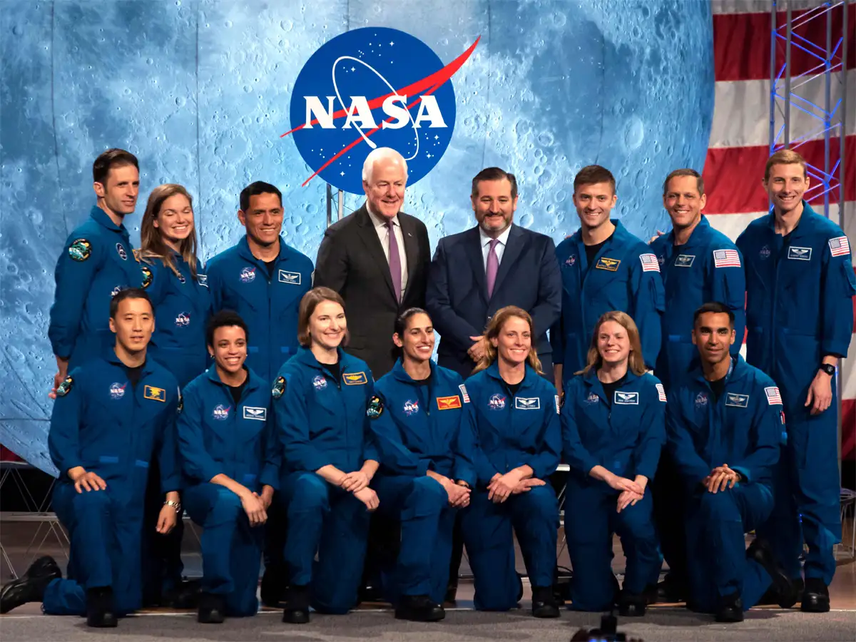 Indian-American among NASA's new astronauts; all set to conquer Moon ...