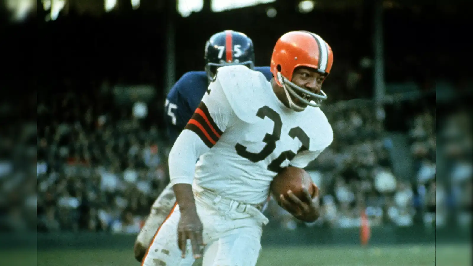 Jim Brown Information Legendary Football Player Jim Brown Dies At Age