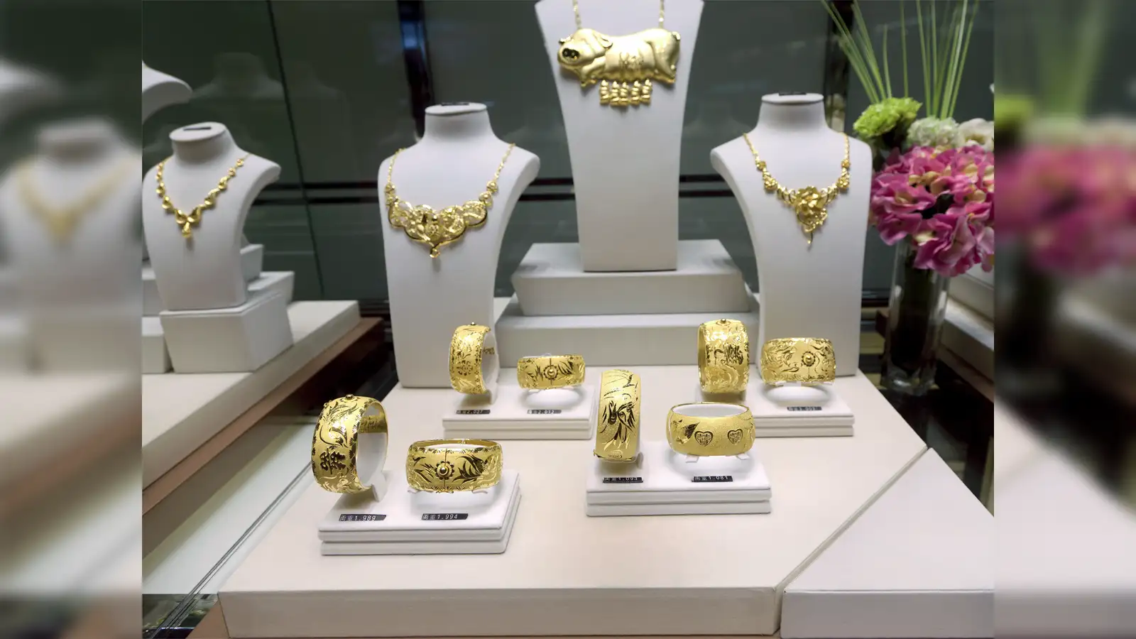 BIS hallmark Gold Silver jewellery Here s the list of BIS licensed jewellers selling hallmarked gold silver jewellery