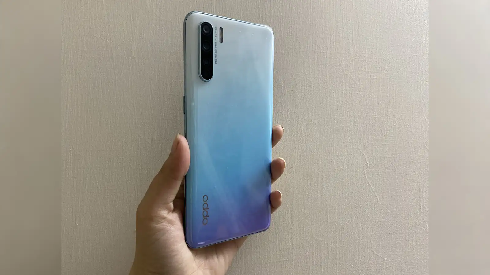 Oppo F15 Unicorn White Unboxing Review First Look