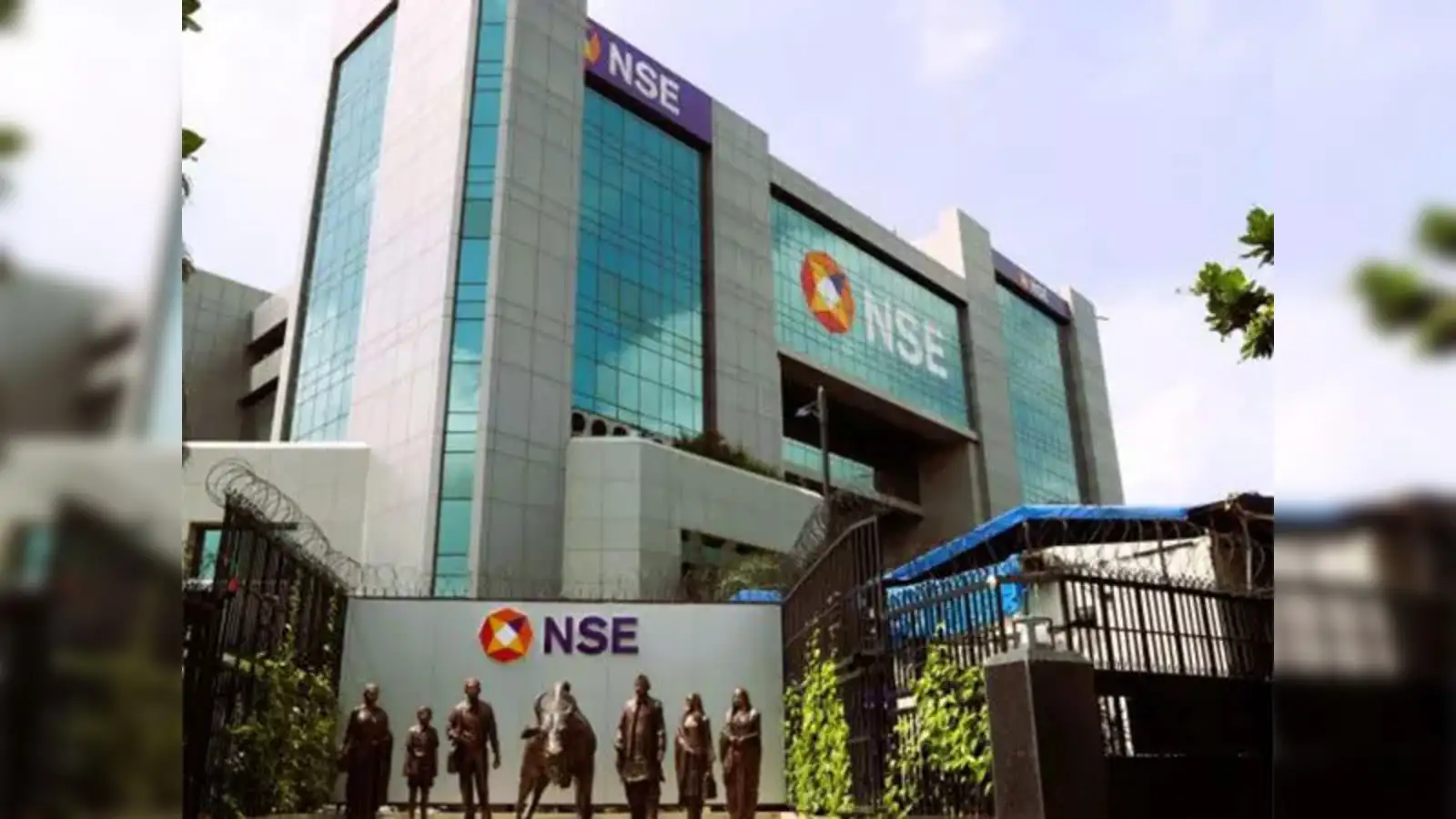 Despite strong volatility 35 lakh new investors joined the stock market in November NSE Report The Economic Times