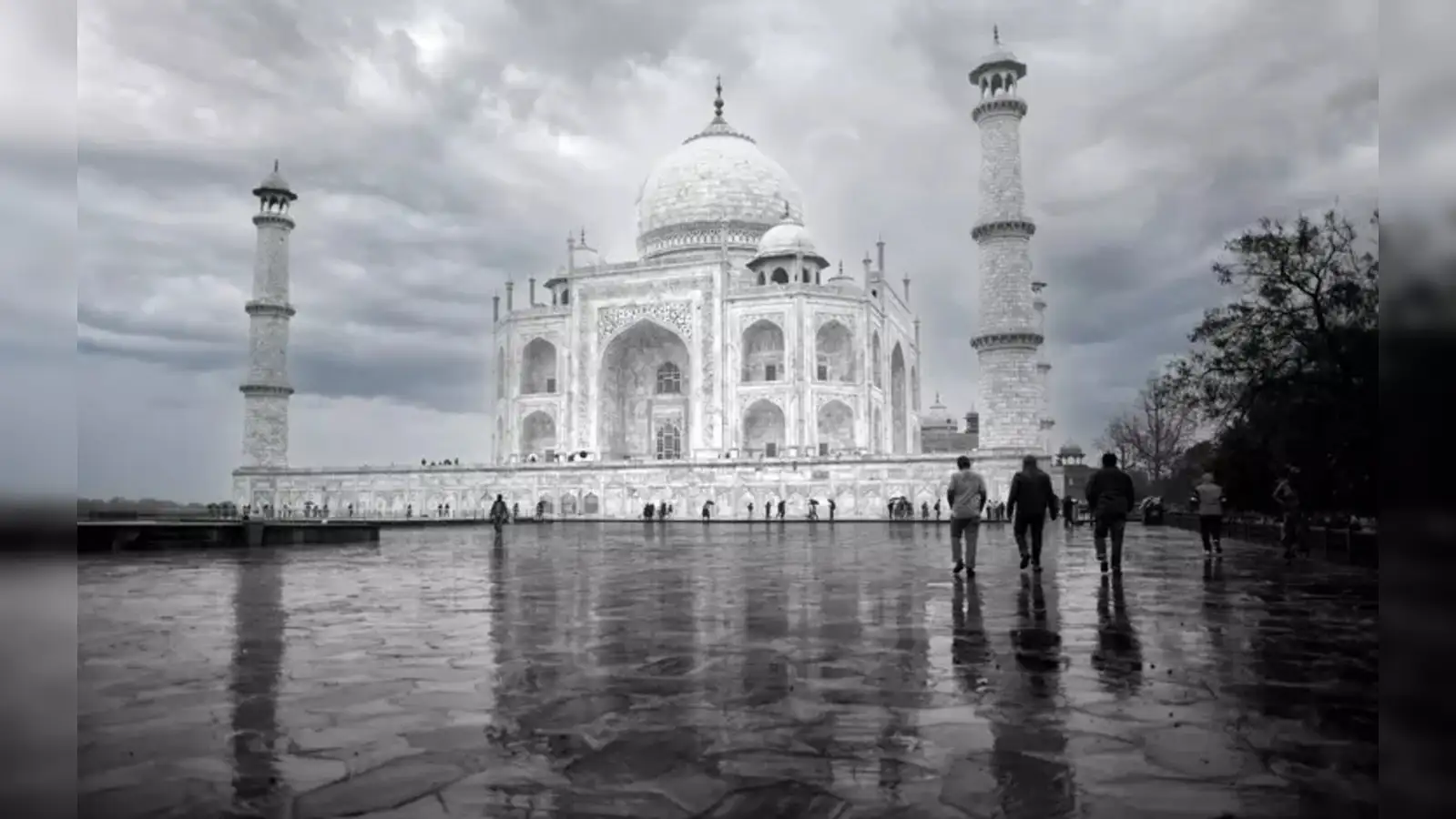 Taj Mahal India Monument De Rode 'Taj Mahal' In India | Historiek