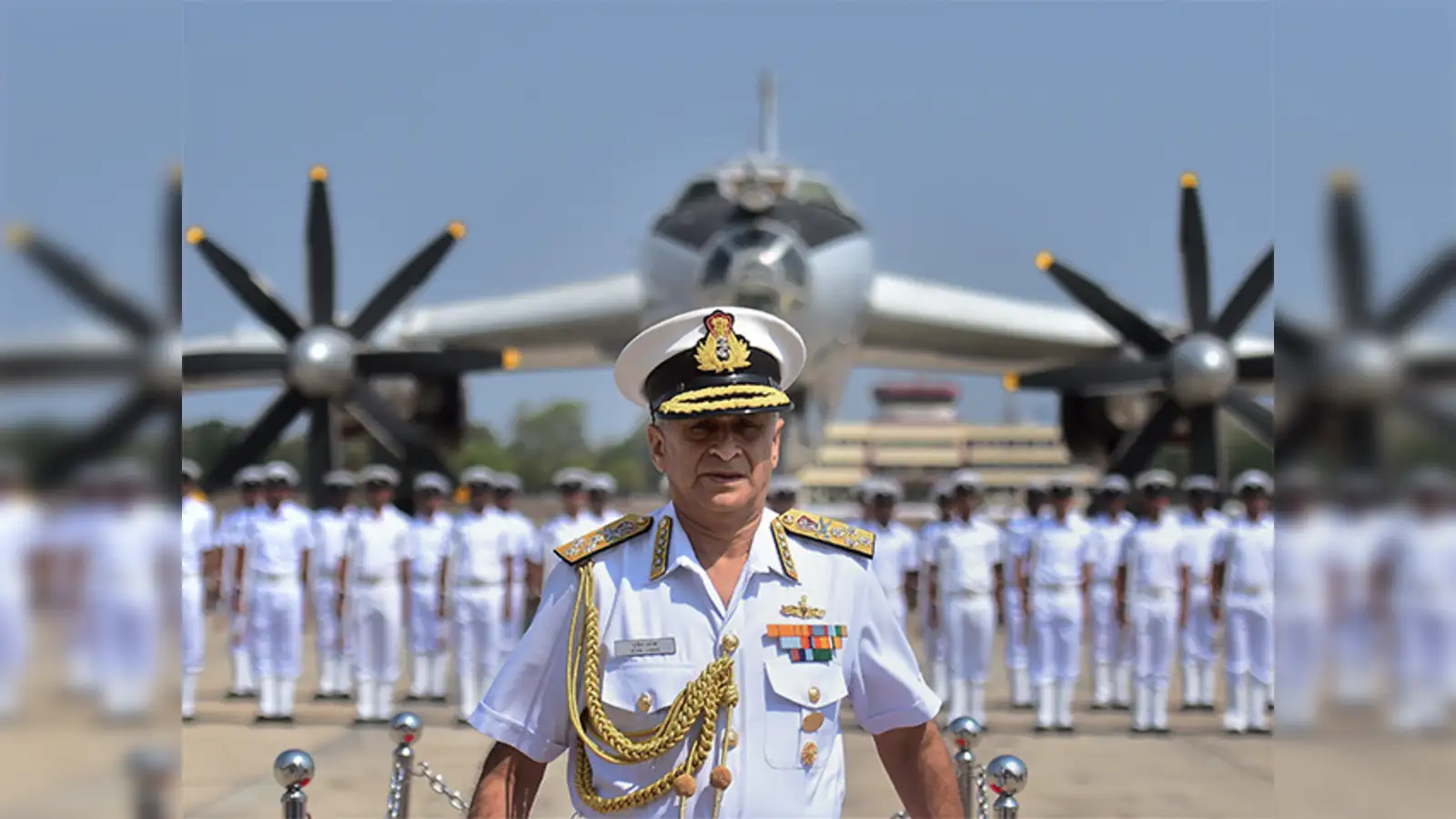 How Does Indian Navy Salute