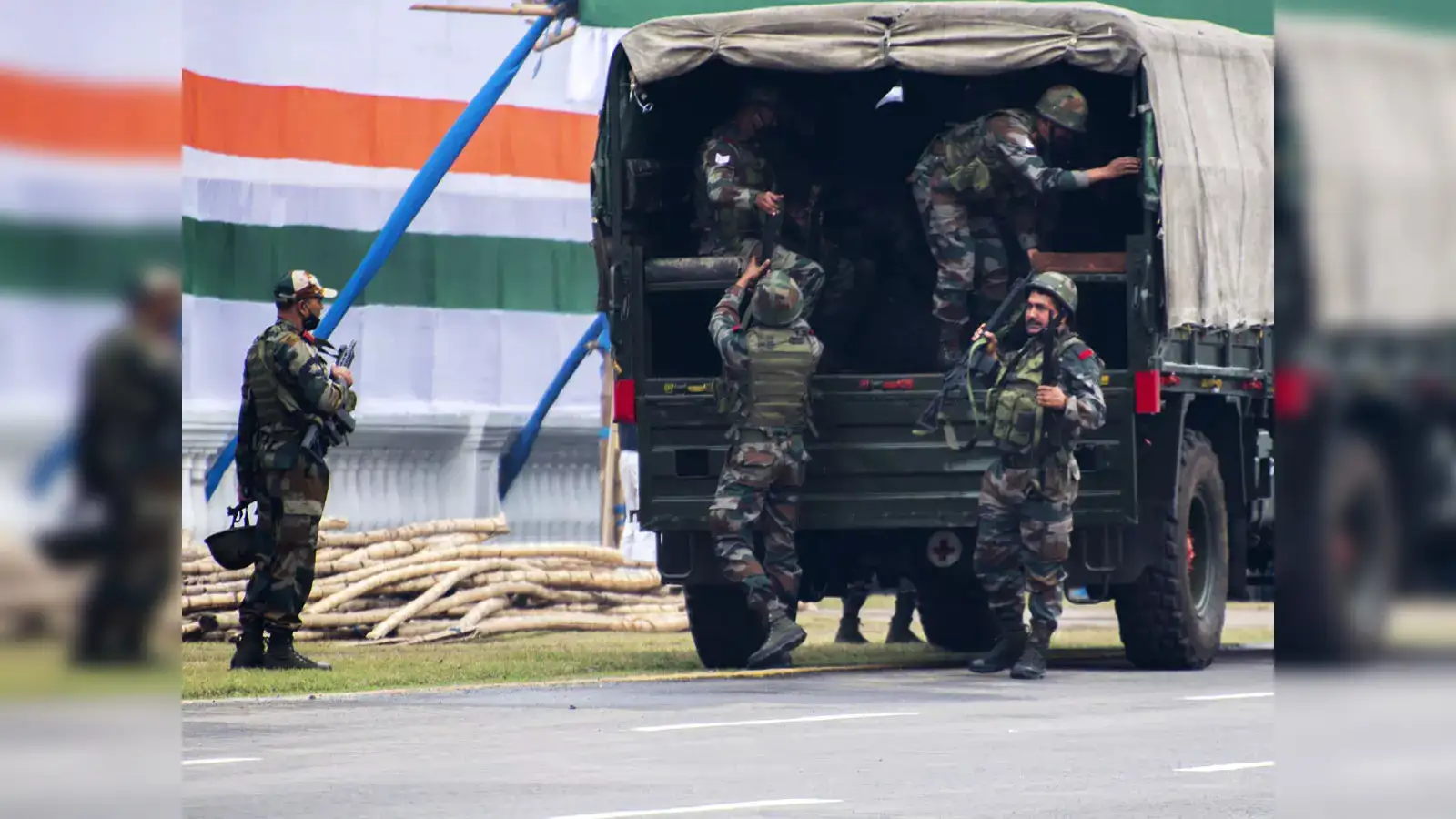 Indian Army Signals Logo British Indian Army Putting On Turbans Stock