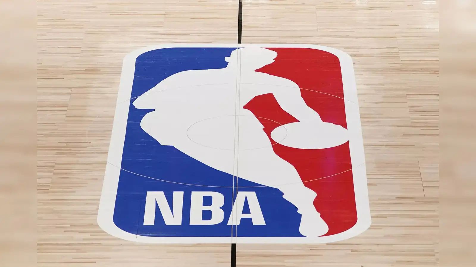 Restricted free agent nba store
