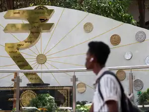 RBI offers concessional swaps for PSUs, NRI deposits to drive forex ...