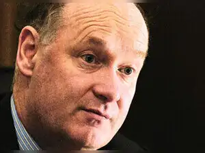 Emerging markets to grow stronger: Douglas Flint, HSBC - The Economic Times