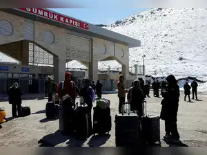 India advises nationals in Iran to avoid land border crossings without ...