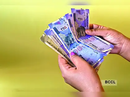 560 dollars in rupees store
