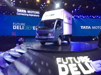 Tata super ace ev store