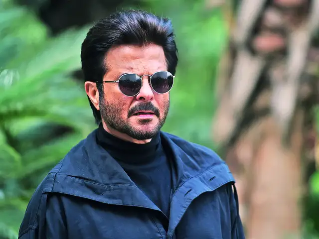 Anil Kapoor Favela Watch: Bollywood Actor Anil Kapoor Shakes A Leg