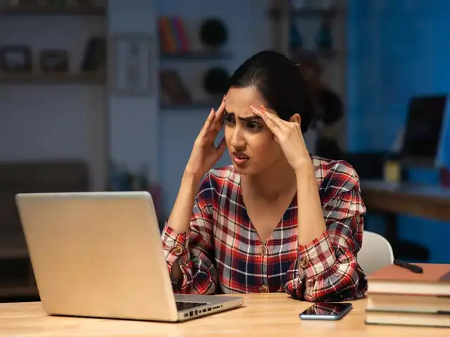 Depression: Five warning signs of depression you should know about ...