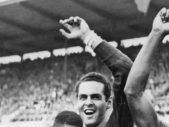 pele: Pele, King of Football, is no more. From World Cup wins, goals to ...