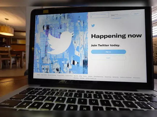 twitter fact check: Twitter expands Birdwatch, its crowdsourced fact check pilot - The Economic ...