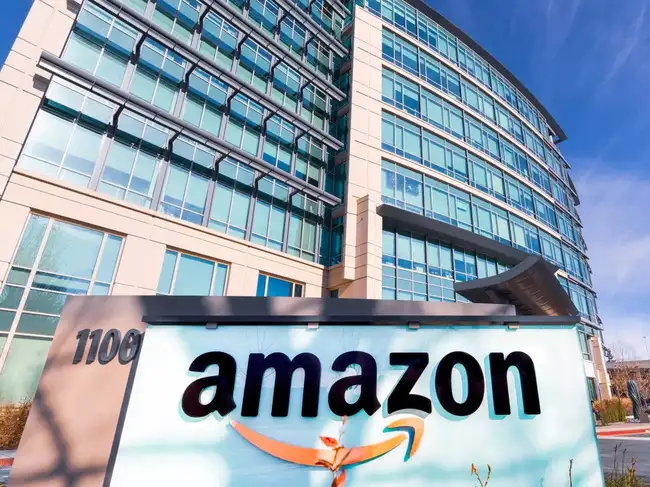 amazon: Amazon India launches live commerce feature during festive ...