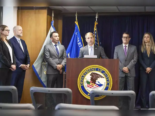 cybercrime: FBI and European partners seize major malware network in ...