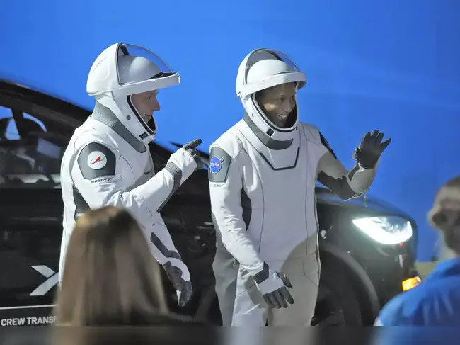 SpaceX launches its eighth long-duration crew to orbit for NASA - The ...