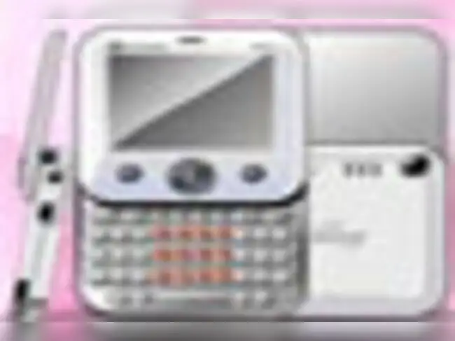 mobile phones: ET Review: Low-budget mobile phones - The Economic Times