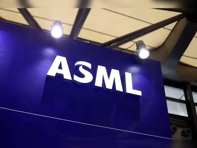 asml china sales: Chipmaker ASML expects US, Dutch export rules to hit China sales by 10-15% ...
