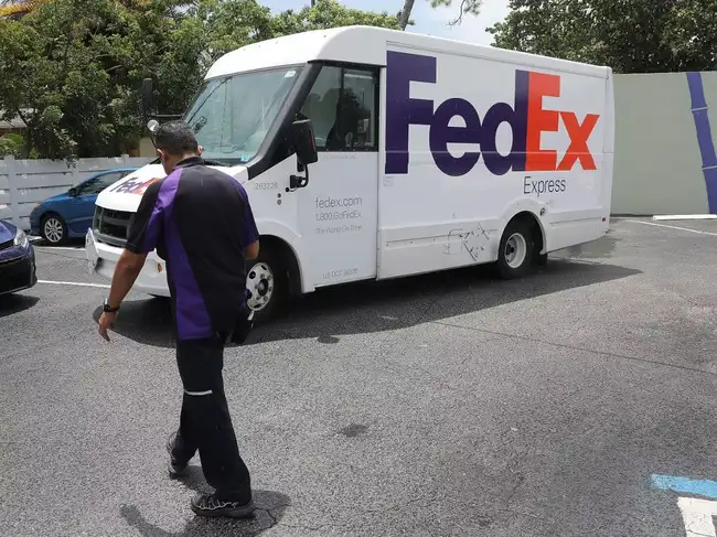 FedEx pauses pickups for shipments to Israel and Iraq - The Economic Times