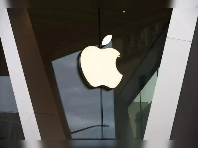 Apple ex-lawyer ordered to pay $1.15 million SEC fine for insider ...