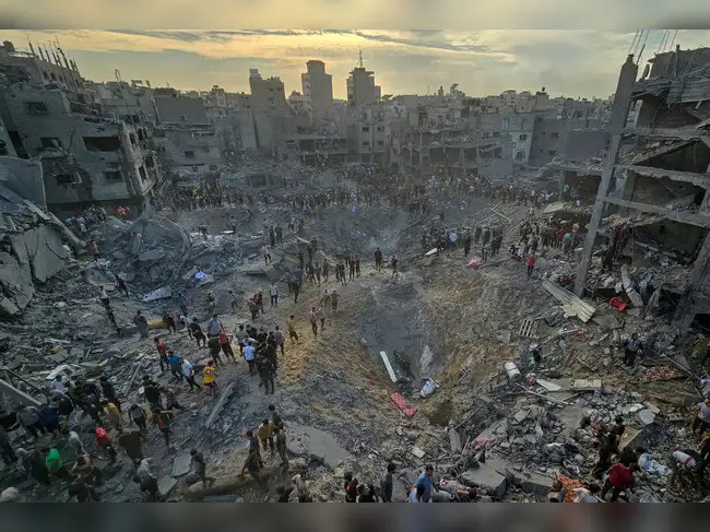 meta: Meta Oversight Board says Israel-Hamas videos should not have ...