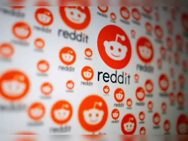 Reddit Developers: Reddit blackout begins as forums protest charges for ...