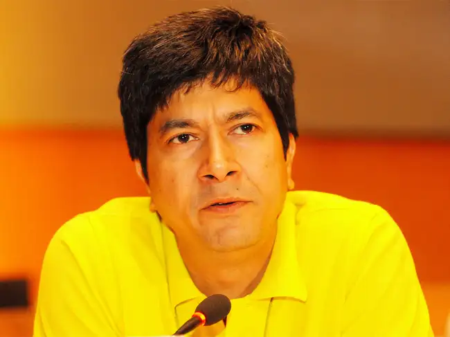 Infosys | Rajiv Bansal: Missive to Sebi: Ex-Infy Board must shell out ...